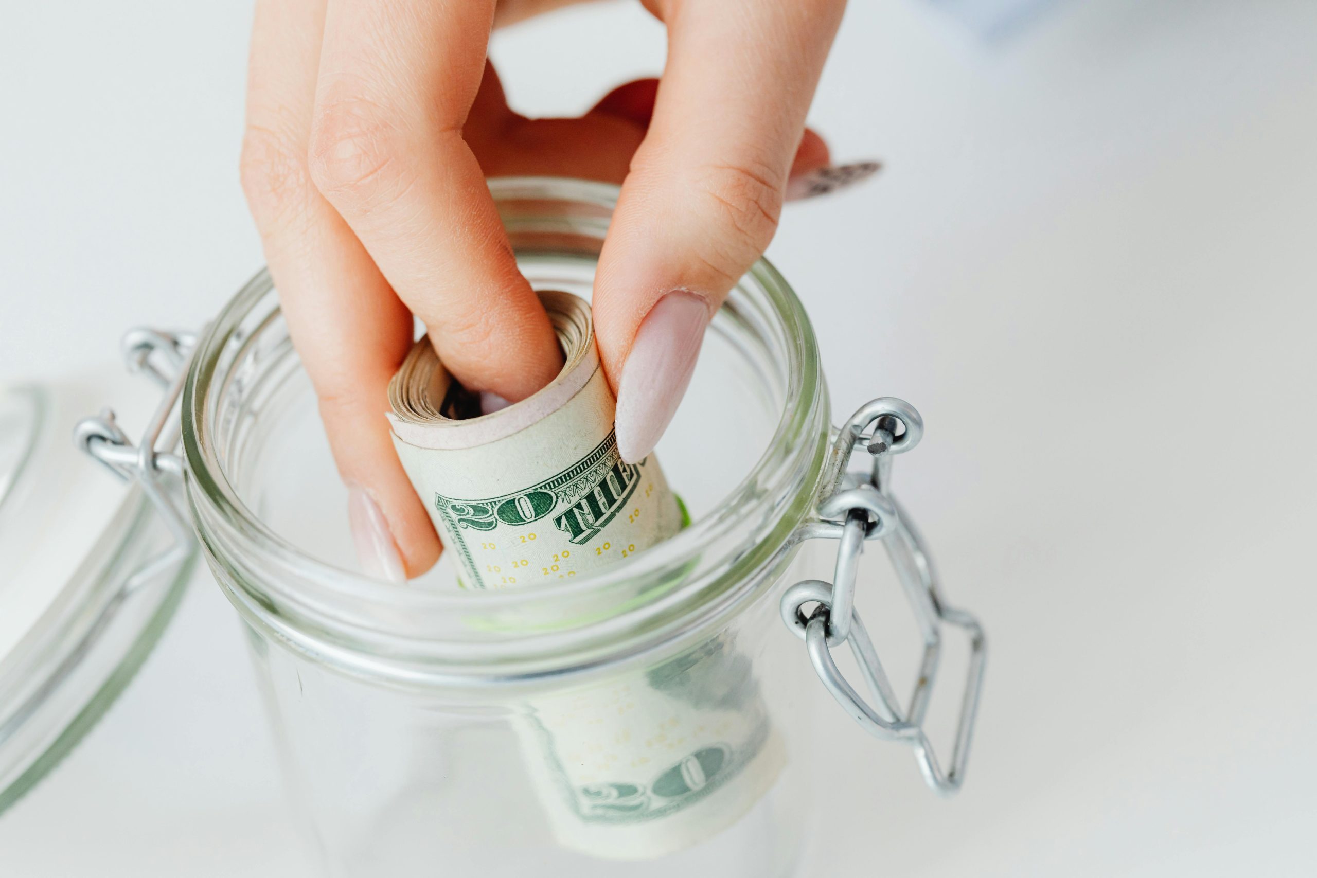 How to Build an Emergency Fund While Paying Off Debt - Debt Discipline